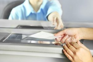 Endosser un chèque : tout ce qu’il faut savoir